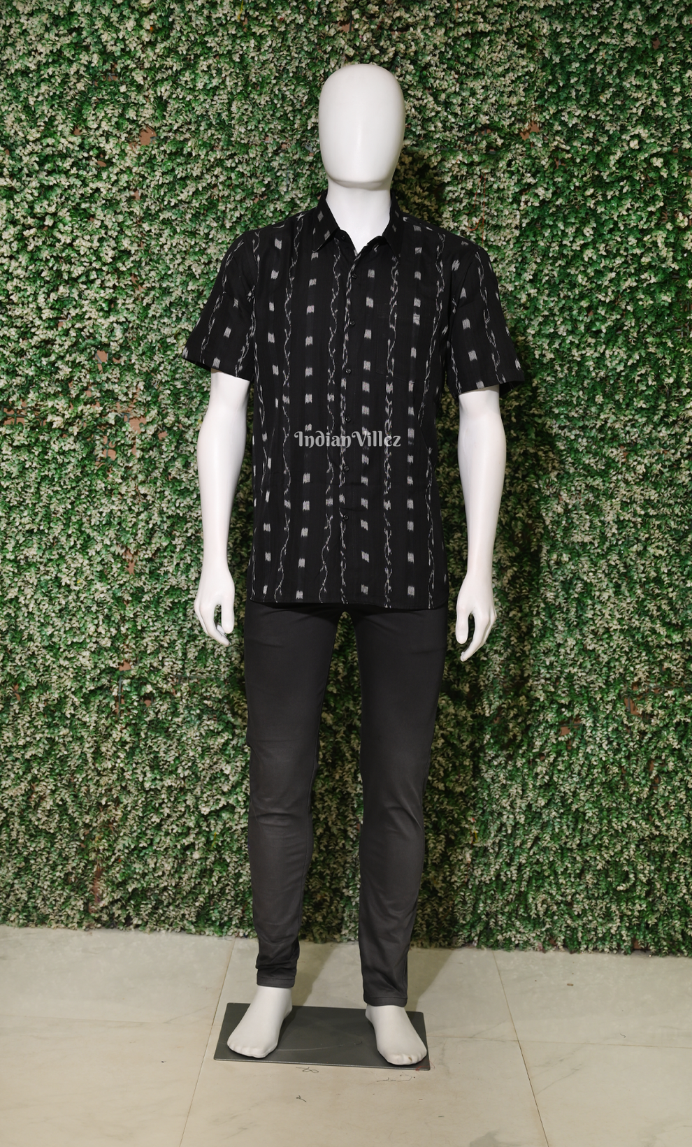 Black Tipa Design Odisha Ikat Cotton Half Sleeve Shirt for Men ...