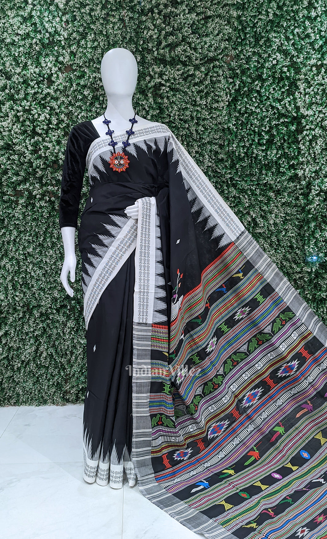 Black Handwoven Original Ganjam Bomkai Cotton Saree – IndianVillèz